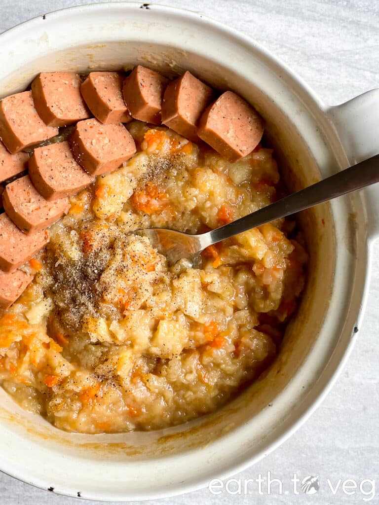 Vegan Hutspot (Dutch Root Vegetable Mash) - Earth to Veg